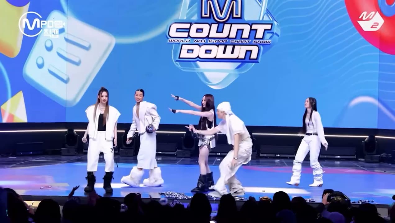 #分享 [Theqoo熱門3則] 今天M Countdown 一位 - 追星板 | Dcard