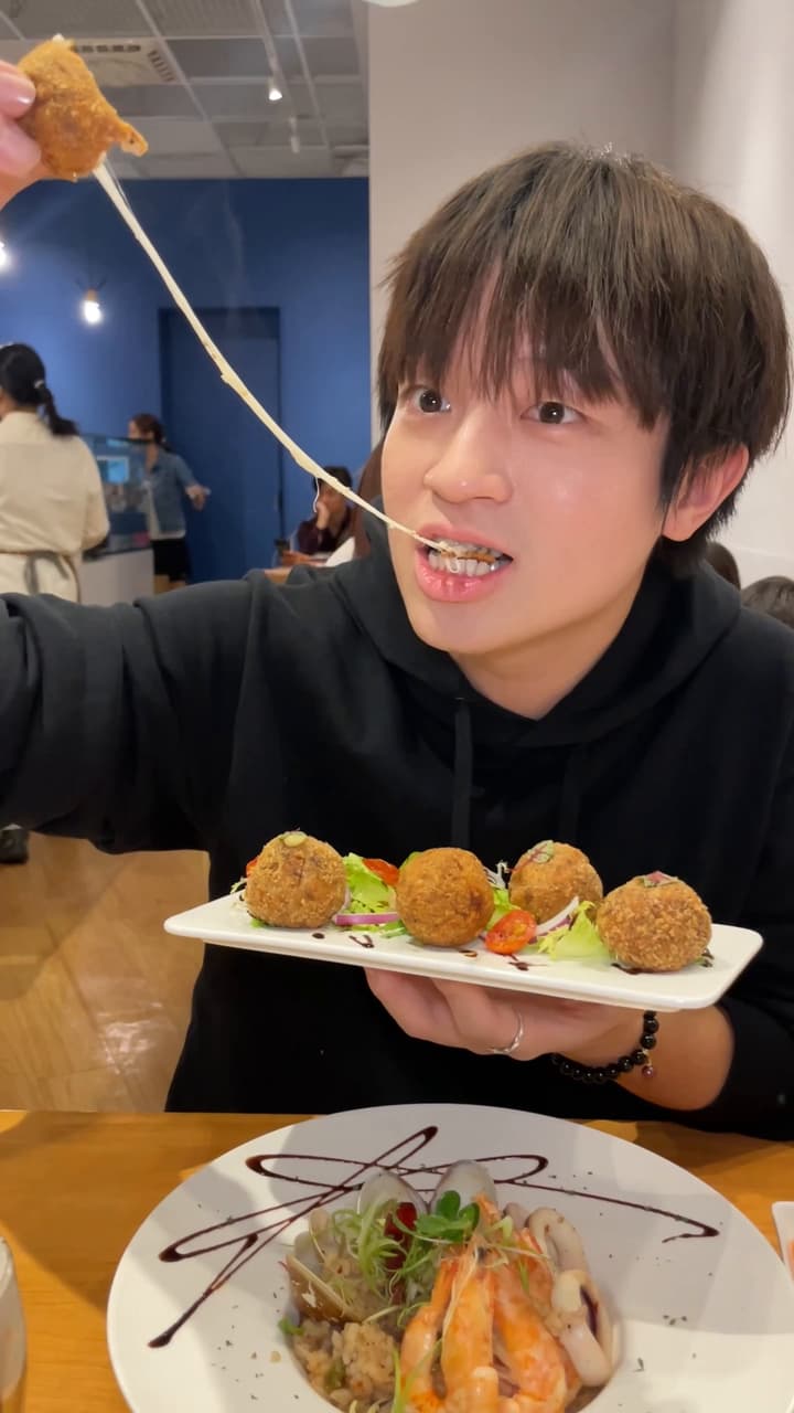 高雄義式餐廳｜Foodlife福來義式餐廳｜你被起司牽著走過嗎 這家生意好到我都好奇了 ｜梅森Maysun - 梅森 Maysun (@maysun_boy) | Dcard