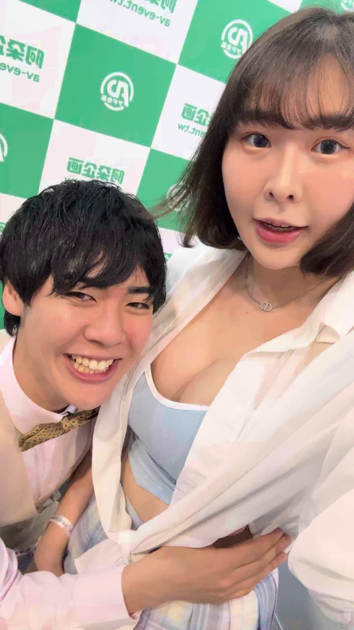 #閒聊 成人展男優互動分享 陳光、林太一、大空太陽、洛亞 - 追星板 | Dcard