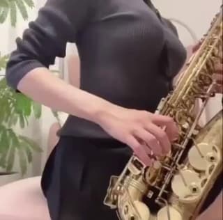 #表演 聽聽悠揚的樂聲放鬆一下 - 我很正經 (@jack_v) | Dcard