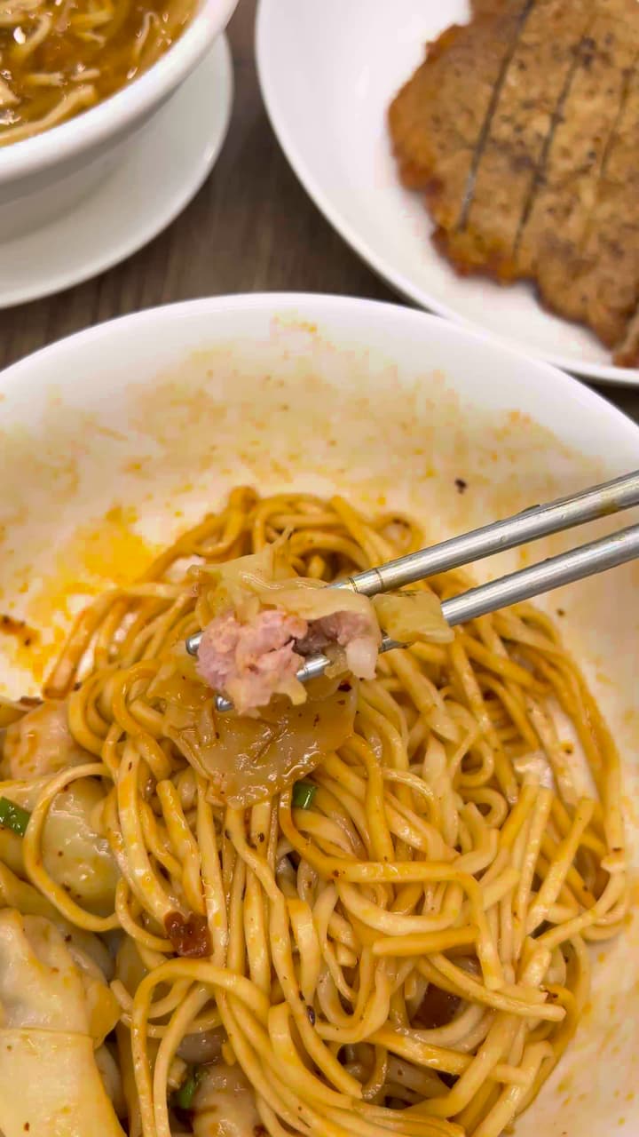 聽說是高雄平價頂替版的鼎泰豐⁉️這就來吃吃看了😎 - 捲捲 (@o_ooo) | Dcard