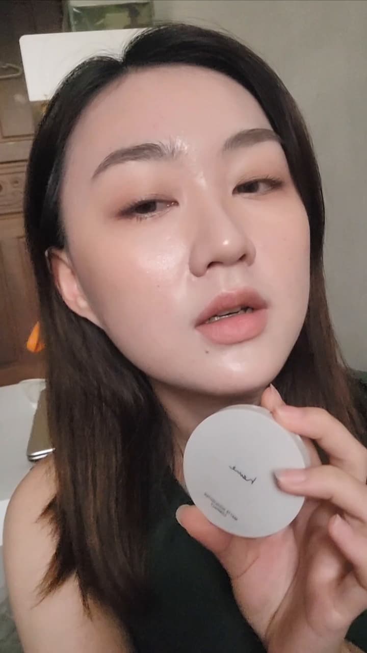 #分享 屈臣氏挖到寶📢開架淚溝神器只要$199！heme霧面打亮餅必收 ️‍🔥 - 美妝板 | Dcard