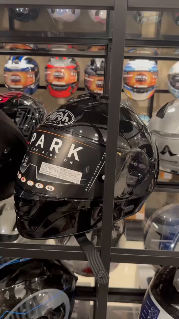 #選購 KYT TTC和AIROH SPARK怎麼選 - 機車板 | Dcard