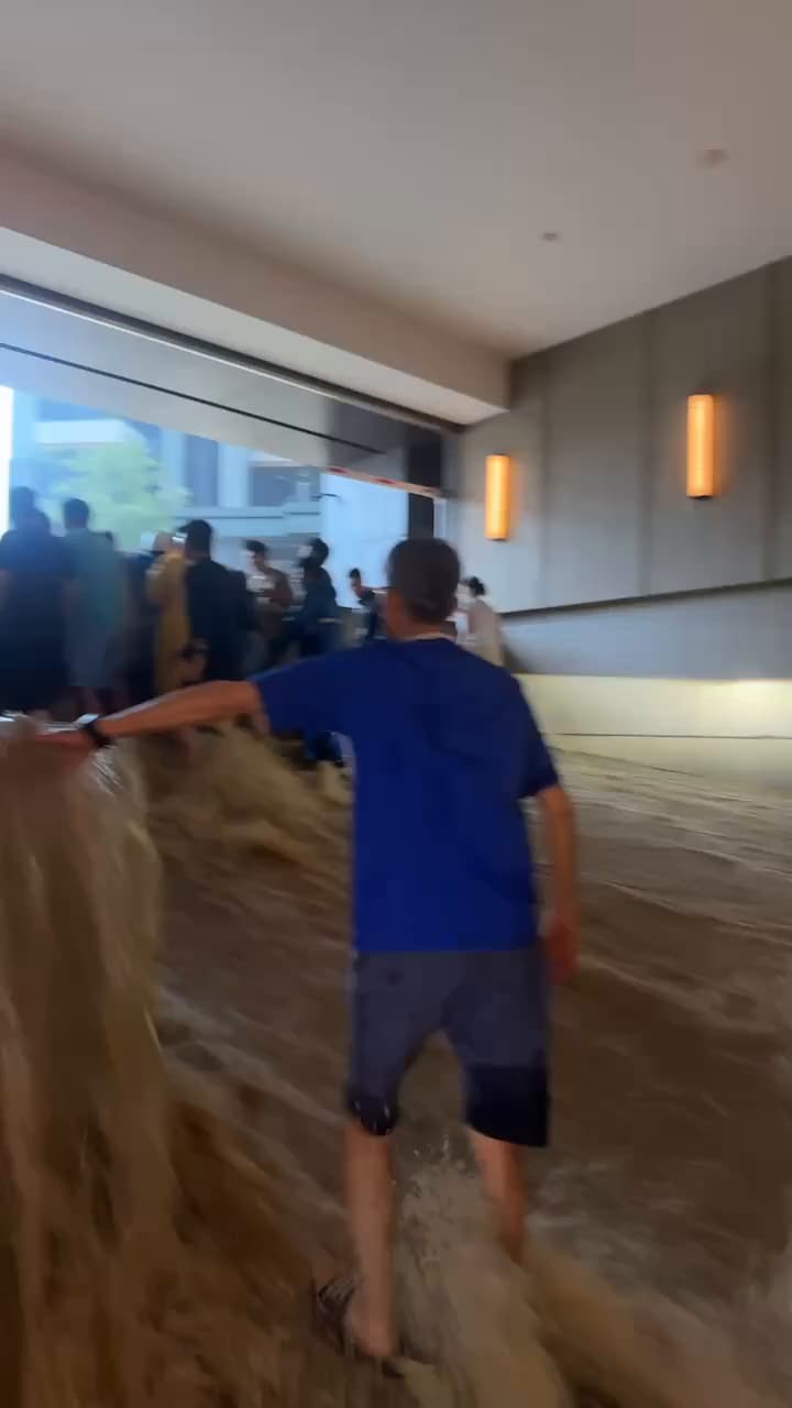 這是瀑布嗎😱 - CK (@cyf0622) | Dcard